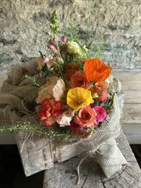 Petalon | UK Flower Delivery | Send Flowers by Post
